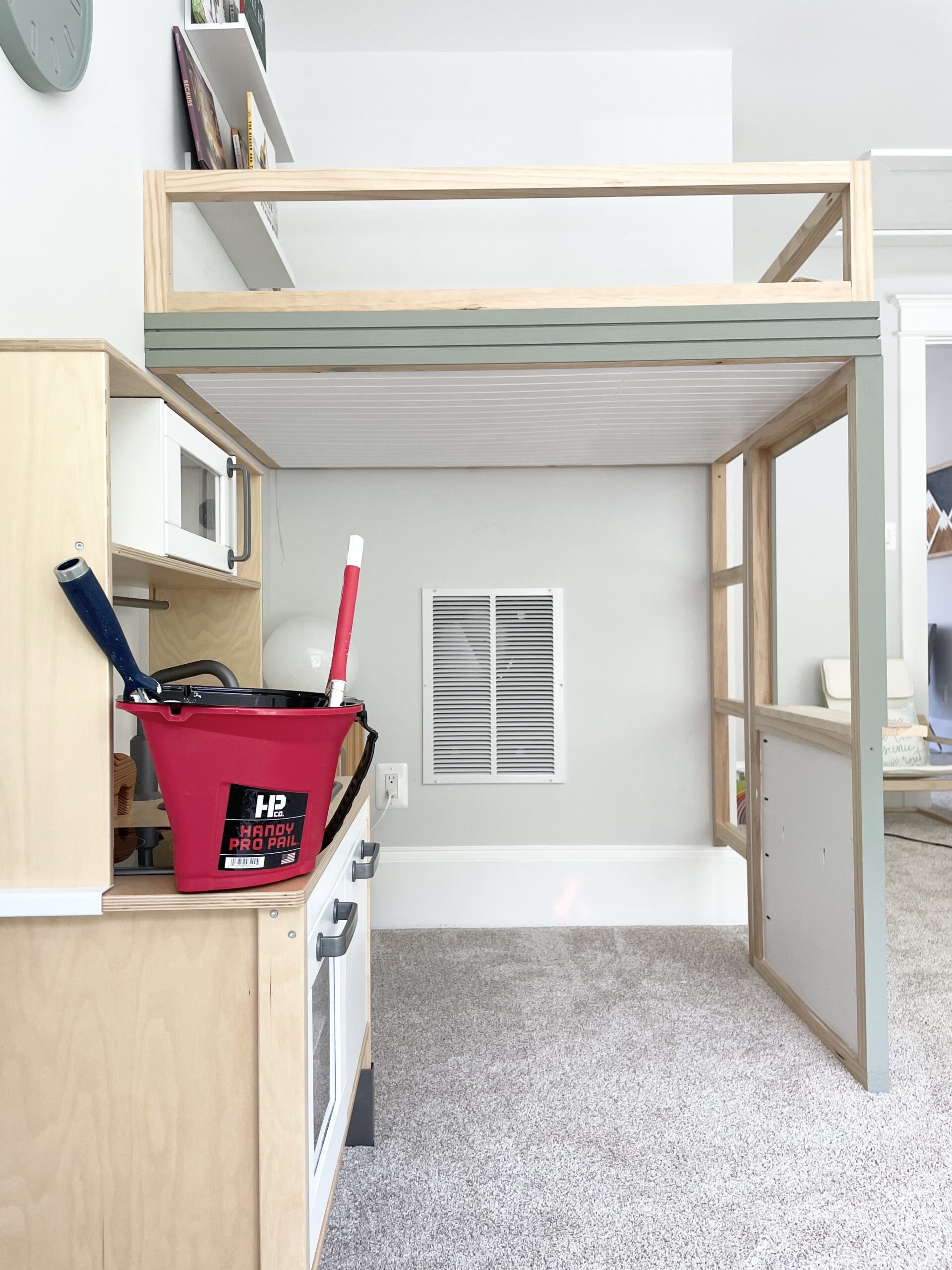 DIY Kids' Reading Loft and Storefront (Step-by-Step Tutorial ...